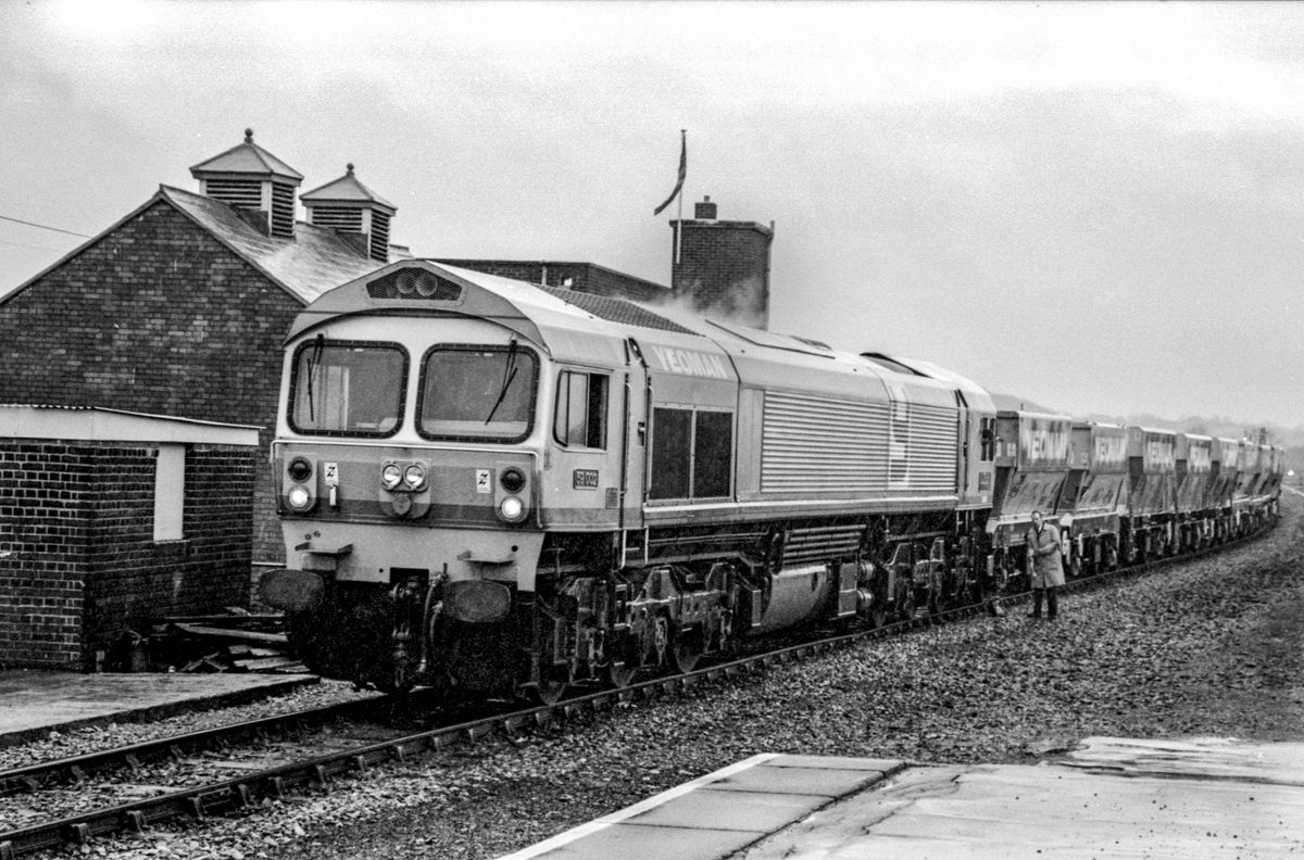 Class 59 by IPHPhotography | Clickasnap